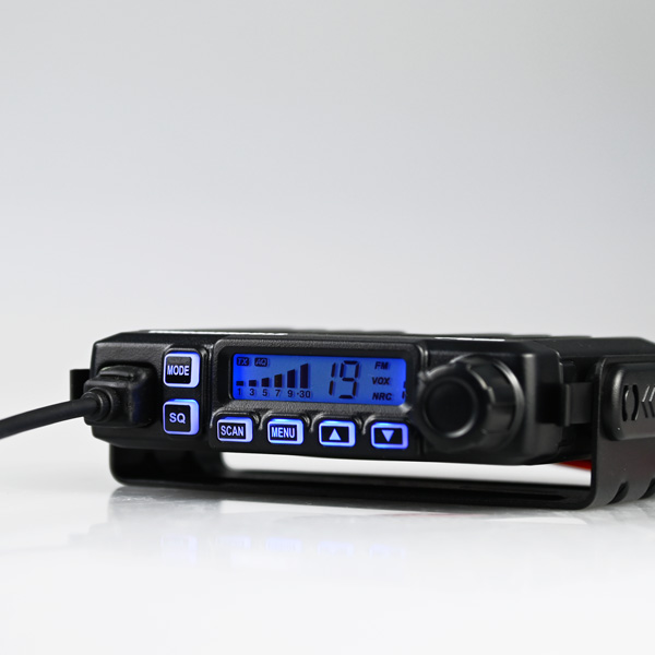 Thunderpole T-600 CB Radio | THUNDERPOLE