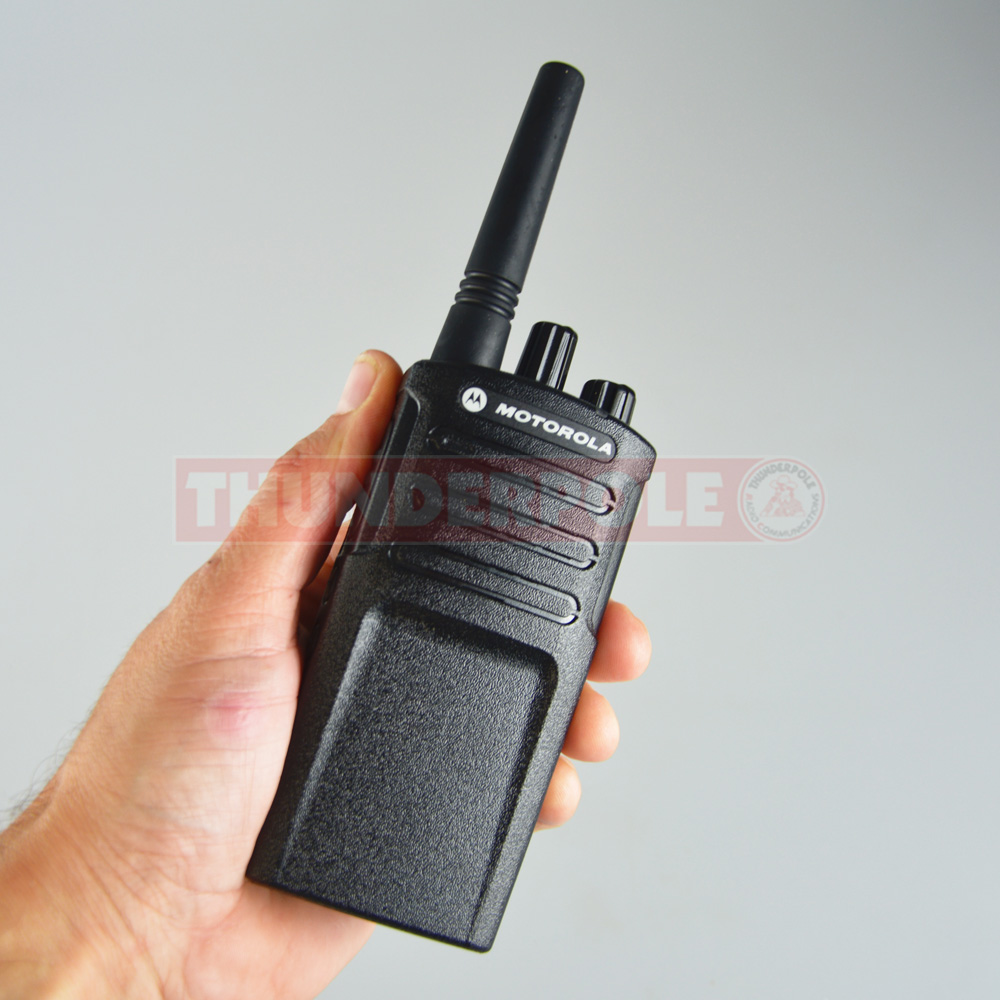 Motorola XT-420 Walkie Talkie 2-Way Radio | THUNDERPOLE